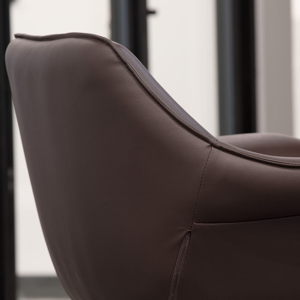 Mala Swivel Chair