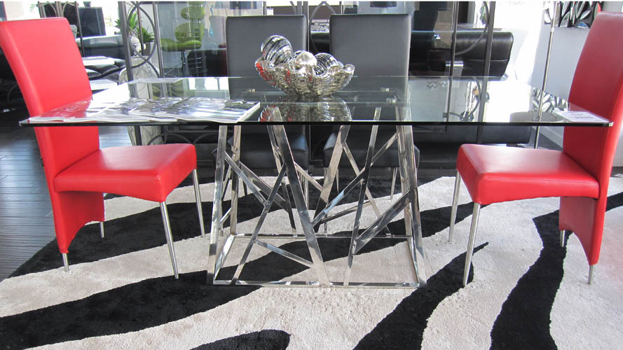 Addison Dining Table