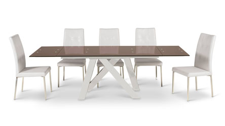 Cruz Extension Dining Table - Brown